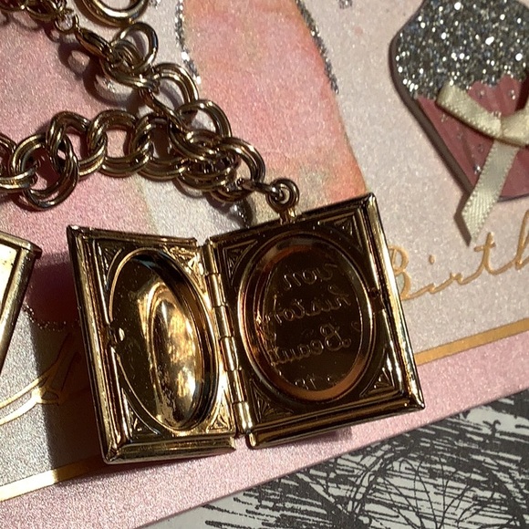 Avon | Jewelry | Vintage Avon 965 Presidential Award Charm Bracelet ...